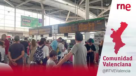 Trenes de Valencia: ahora es por el incendio en una arqueta – El Diestro TV